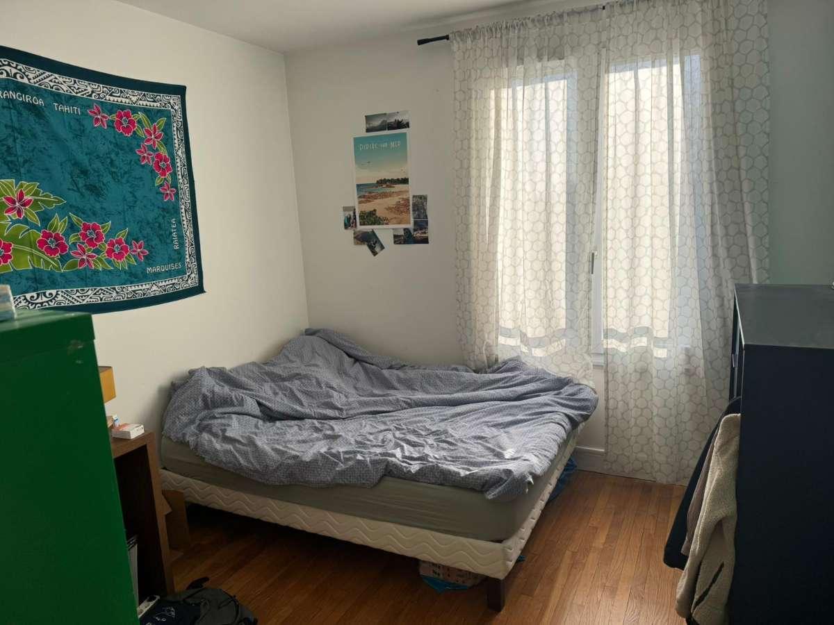 Appartement 4 pièces de 75 m² à Paris | Colocation | 620€/mois