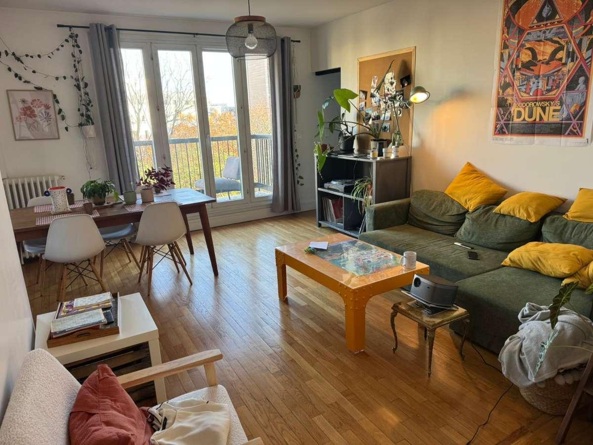 Appartement 4 pièces de 75 m² à Paris | Colocation | 620€/mois