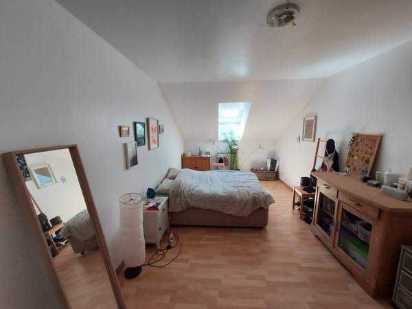 Duplex 6 pièces de 140 m² à Crots | Sous-location | 370€/mois