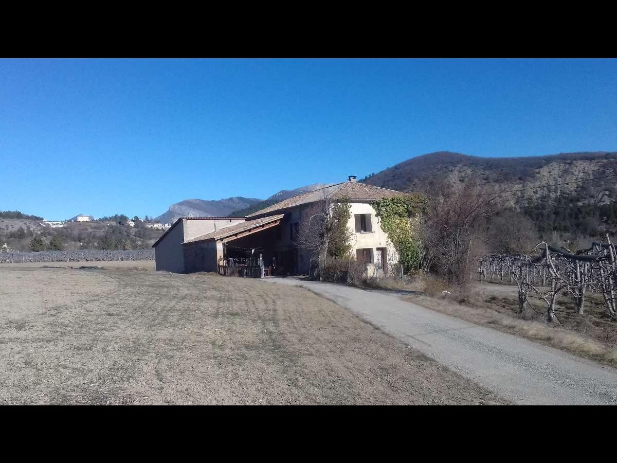 Maison 6 pièces de 150 m² à Saléon | Sous-location | 350€/mois