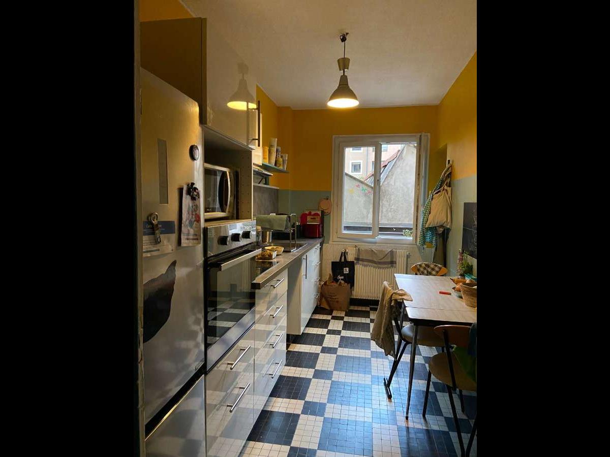 Appartement 4 pièces de 75 m² à Lyon | Colocation | 370€/mois